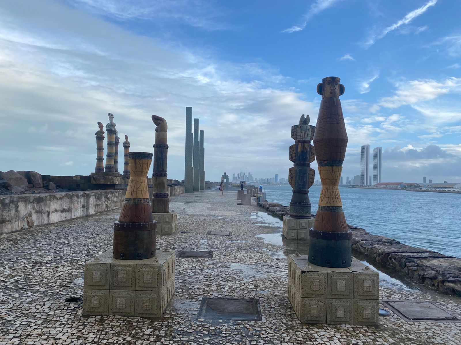 Parque das esculturas de Francisco Brennand - Correio de Pernambuco